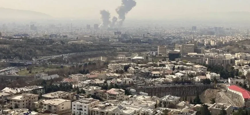Pasaulis ant karo ribos: JAV ir Izraelis smogė Iranui